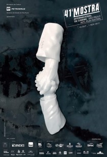 9 Dedos | Exibidor